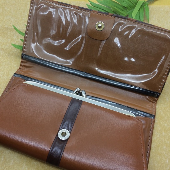 Bags | Vintage Brown And Tan Vinyl Clutch Wallet | Poshmark